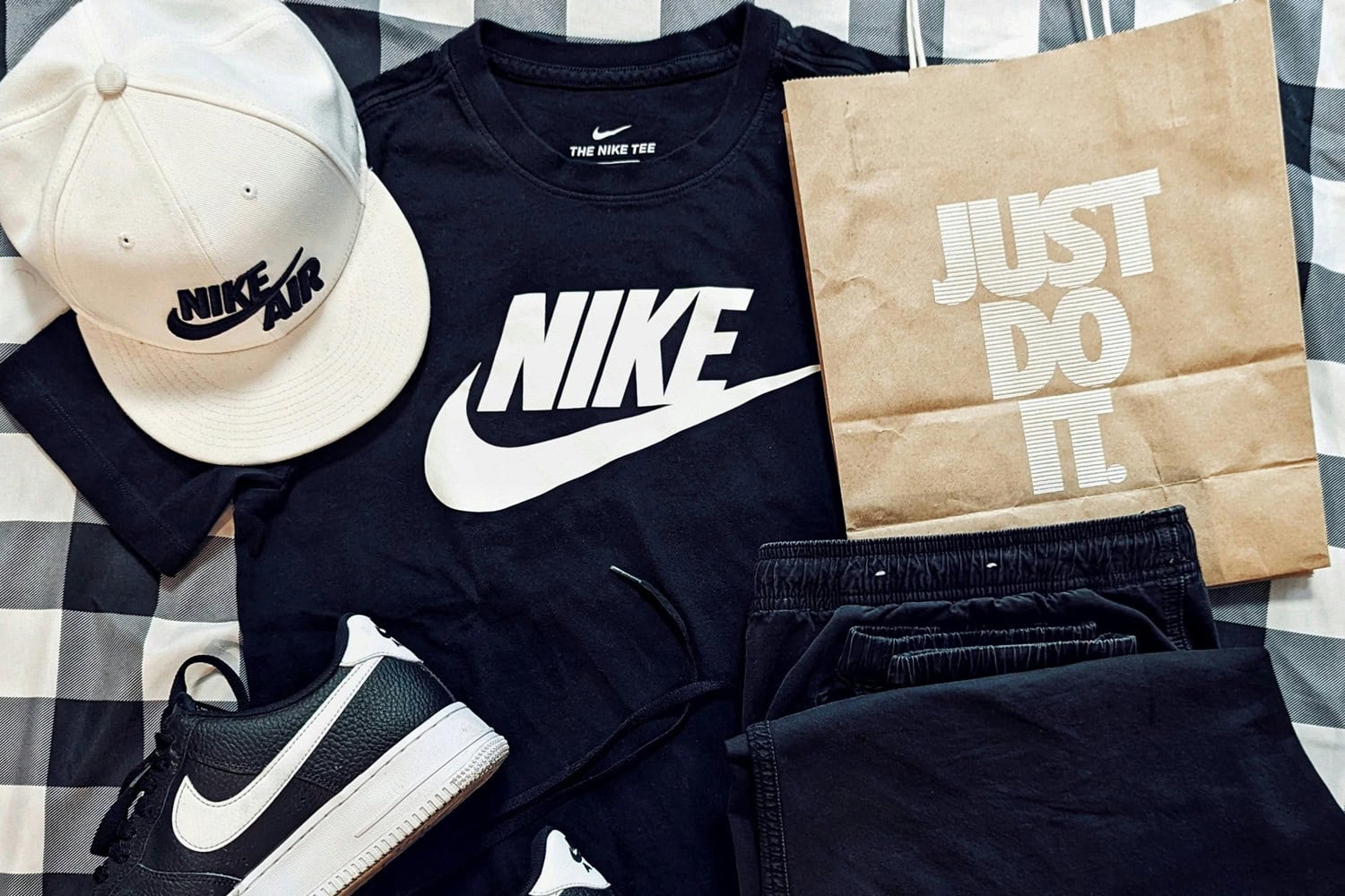 How to Create a Compelling Brand Story That Resonates Across All Platforms